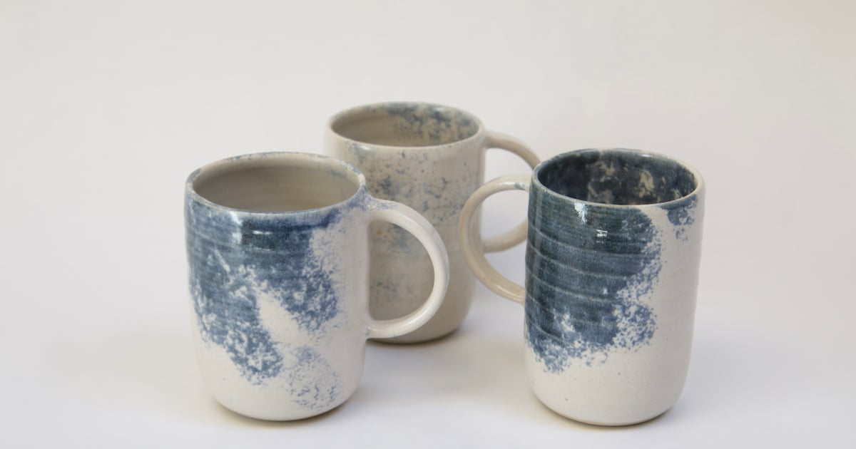Mugs "Écume" Faits à la Main au Tour de Potier | Céramiques artisanales ...