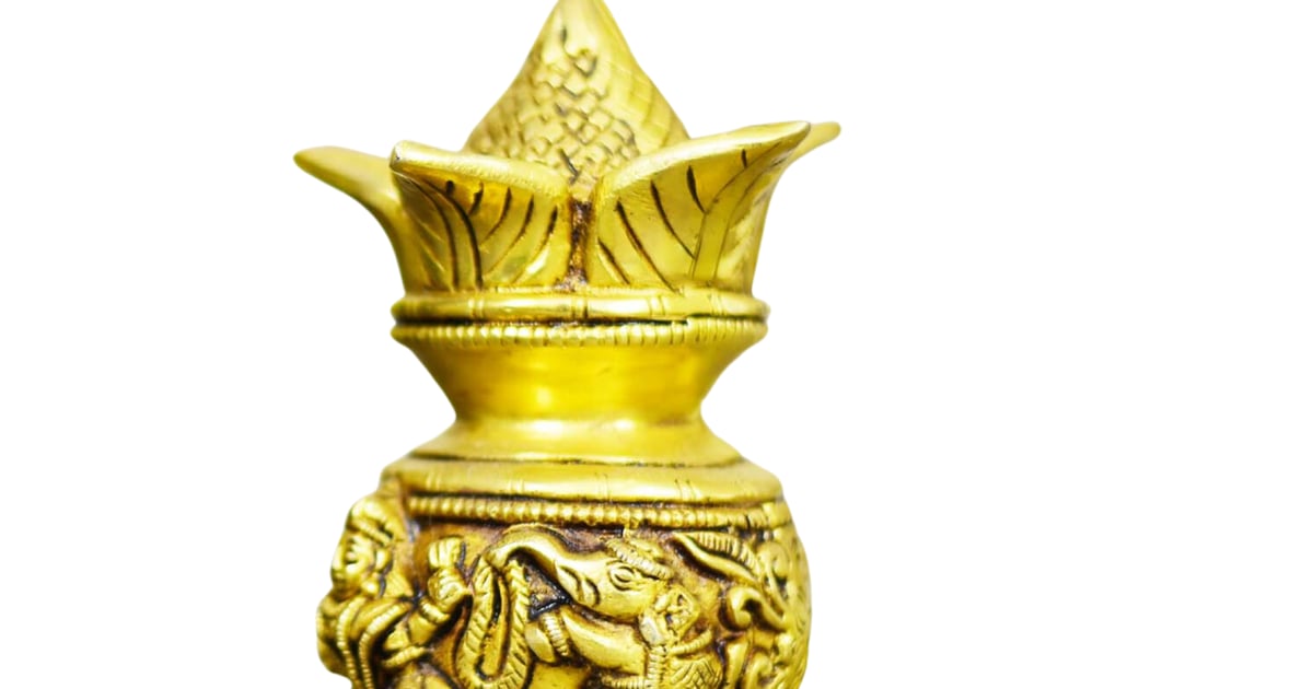 "Golden Brass Vastu Pooja Kalash | Traditional Brass Kalash for Vastu ...