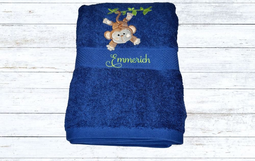 Personalised embroidered Monkey bath towels for kids | bene Experience