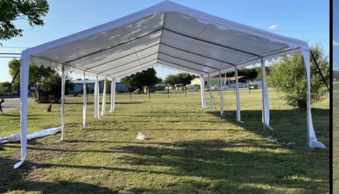 20x30 Tent Rentals for up to 48 Guests | Famous Tent Rentals