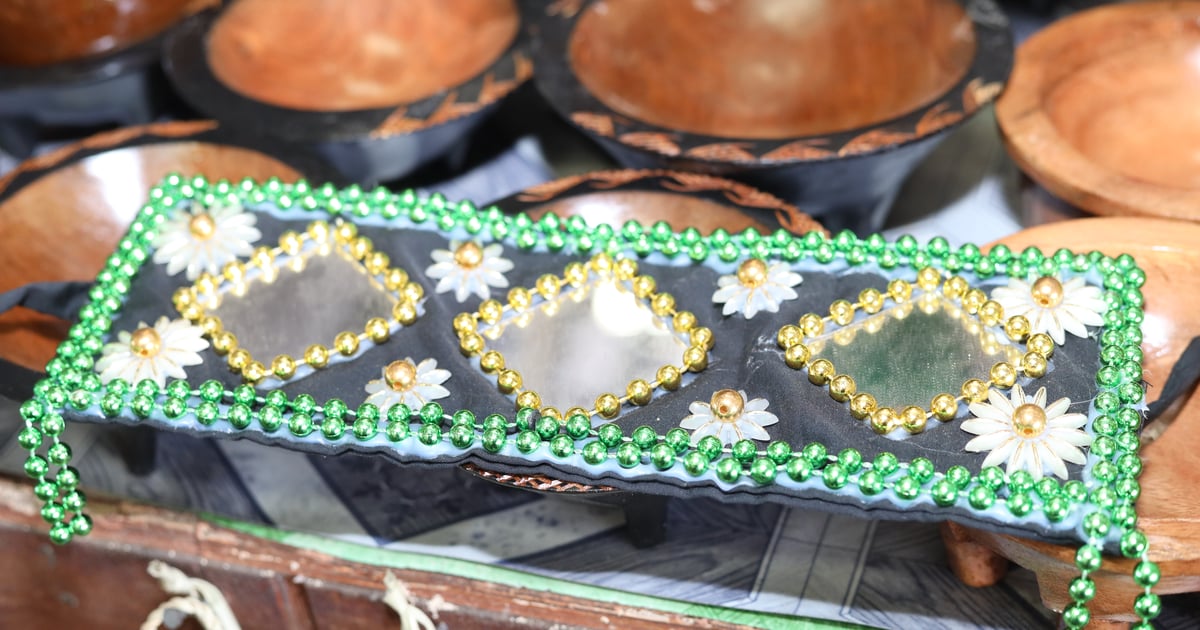 Pale Fuiono (Samoan Headpiece) | A.C.C Fugalei Market