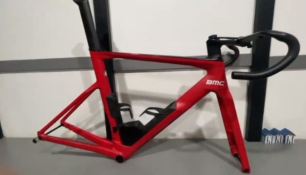 BMC Aero Framesets | TimeMachine Road 01 | SYCLES