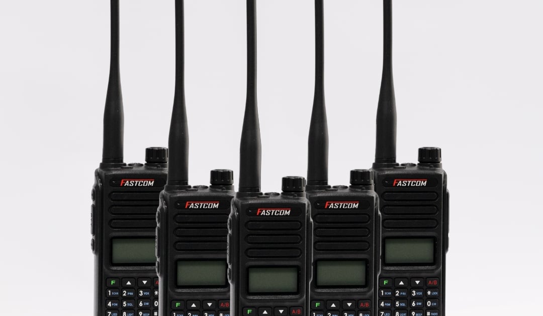 PAKET 5 HT FASTCOM FC UV82 | SEWA HT DENPASAR