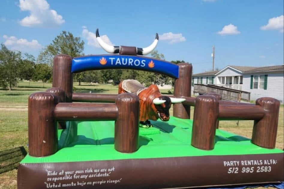 Inflatable Bull Ride | Lera Event-Rentals