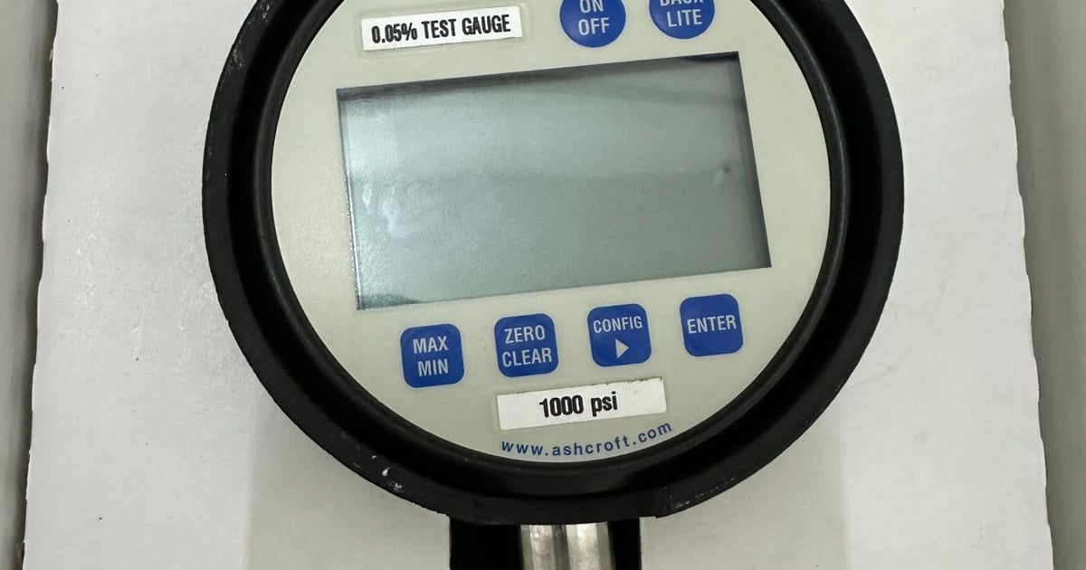 Manómetro digital Ashcroft 0 - 1,000 psi | SARICA