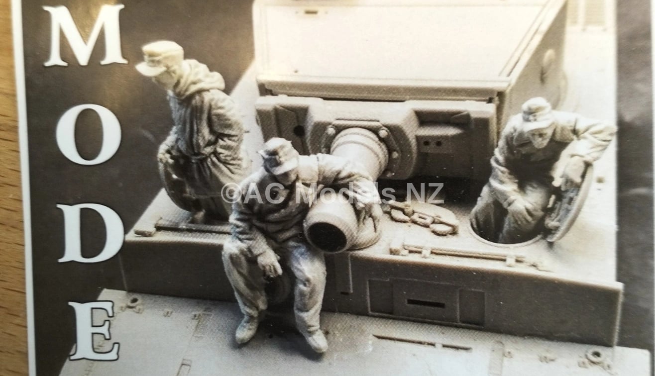 Tiger I Tank Crew Model Kit | AC Models NZ