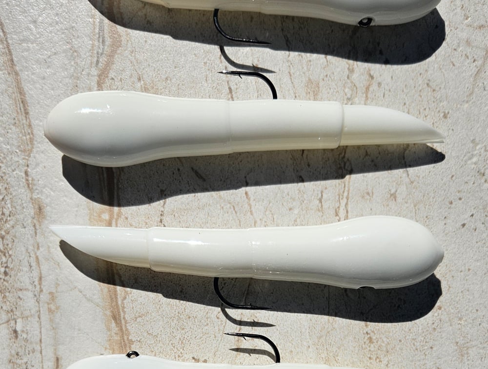 IN STOCK - PORT EXCLUSIVE - All White Glowheart | Stoopid Baits