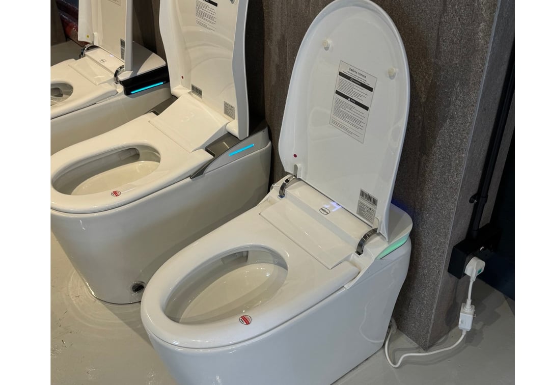 V1 Smart Toilet | Milete