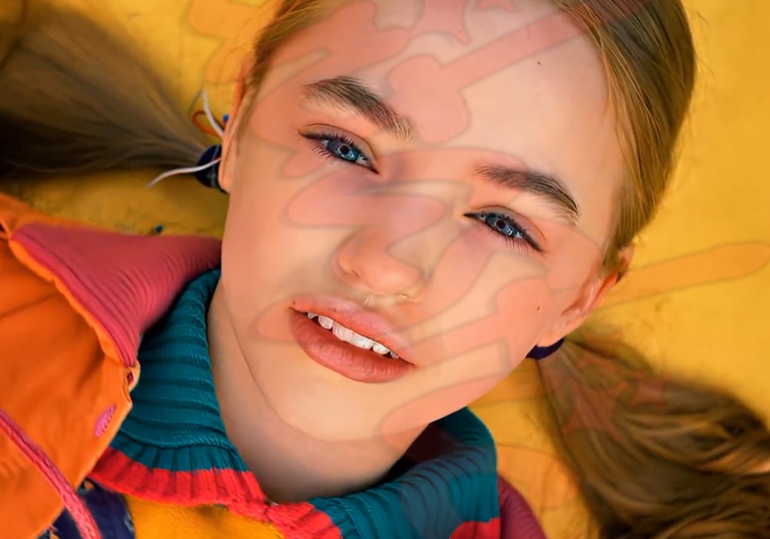 Invitación Personalizada Stranger Things - Holly Wheeler | invitastic.uy