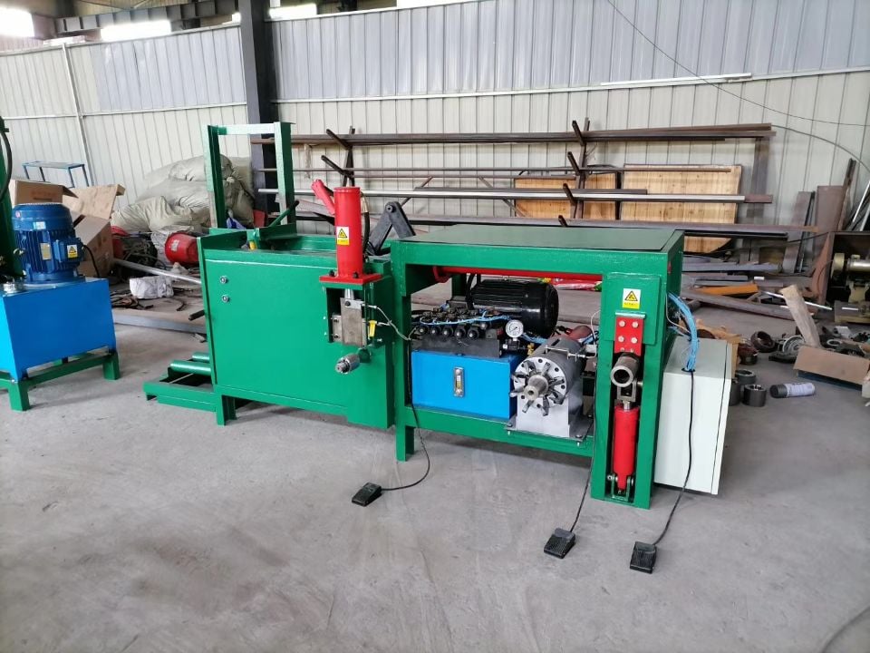 Electric motor recycling machine for Copper winding recovery | Dahlia ...