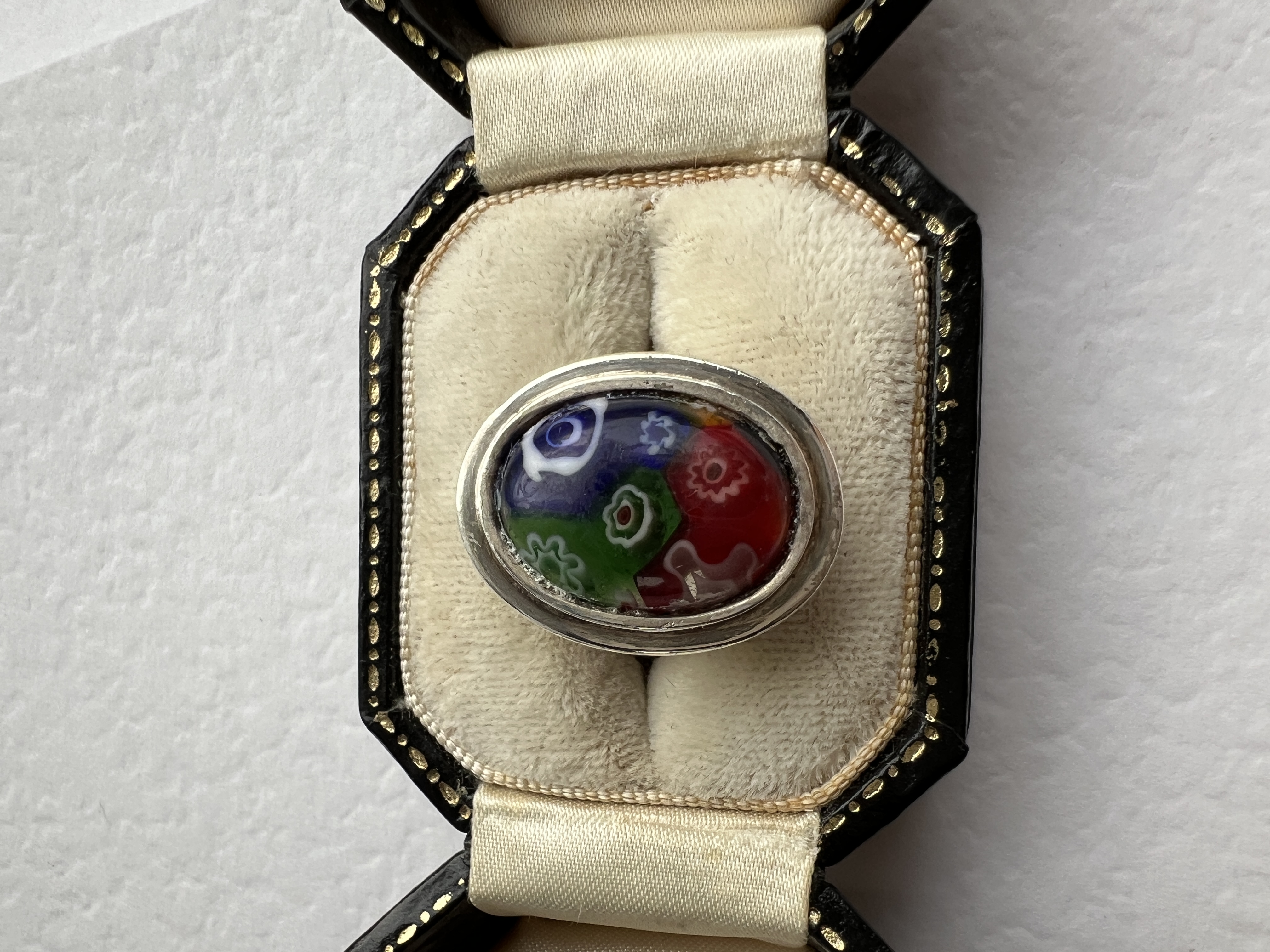 Rankų darbo papuošalai ir vintage | Dionka