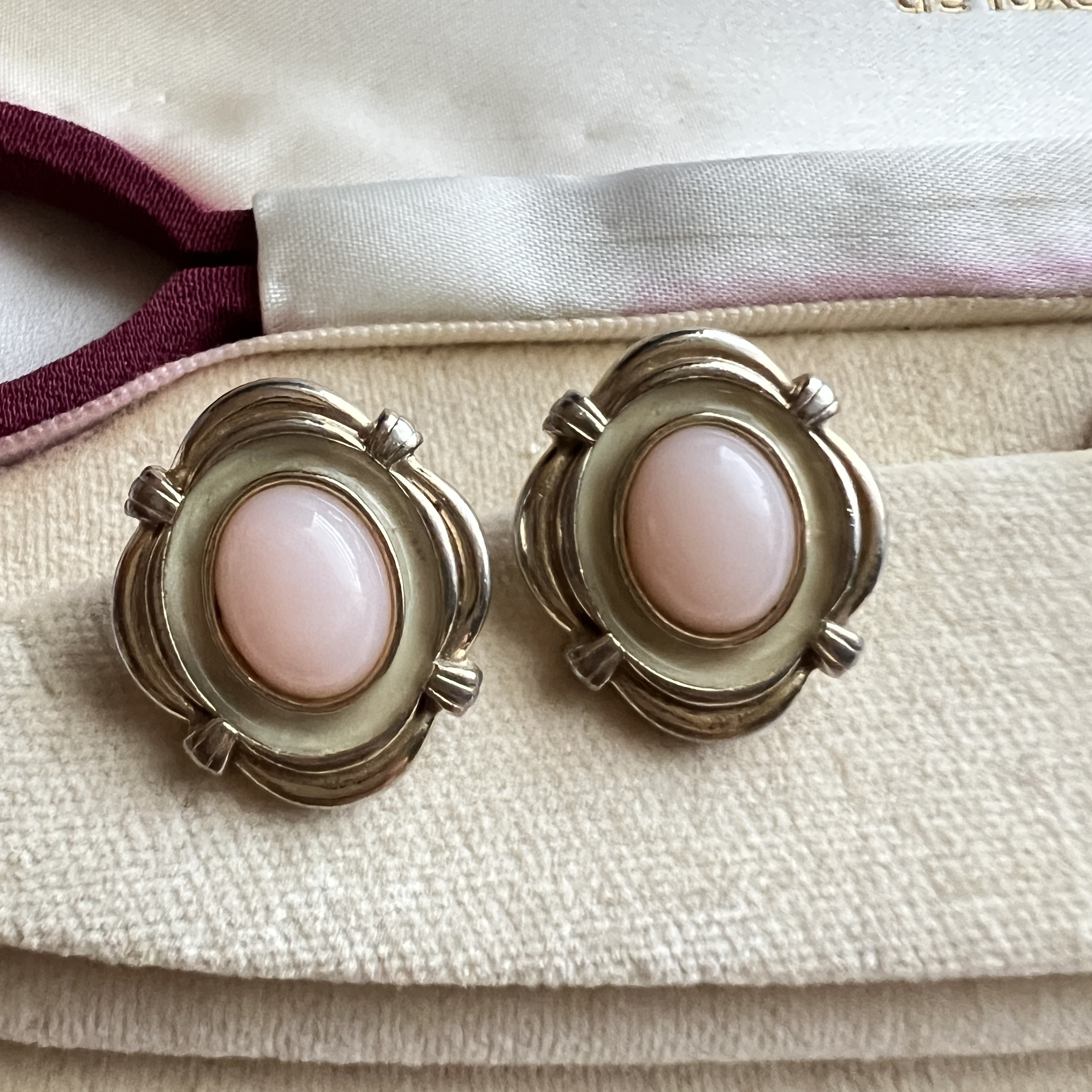 Rankų darbo papuošalai ir vintage | Dionka