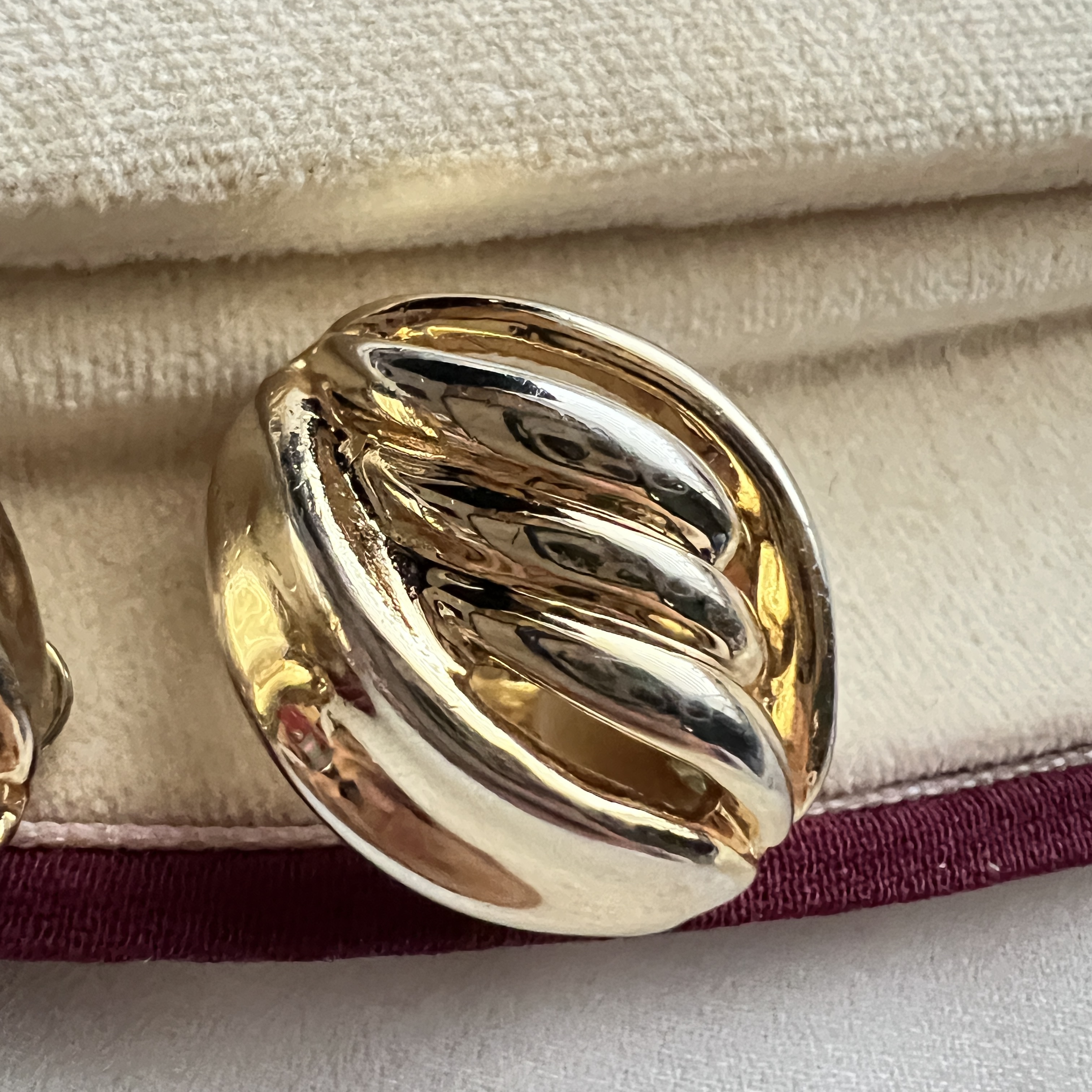 Rankų darbo papuošalai ir vintage | Dionka